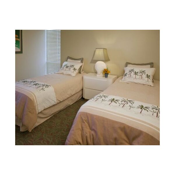 Calini Beach Club | RedWeek