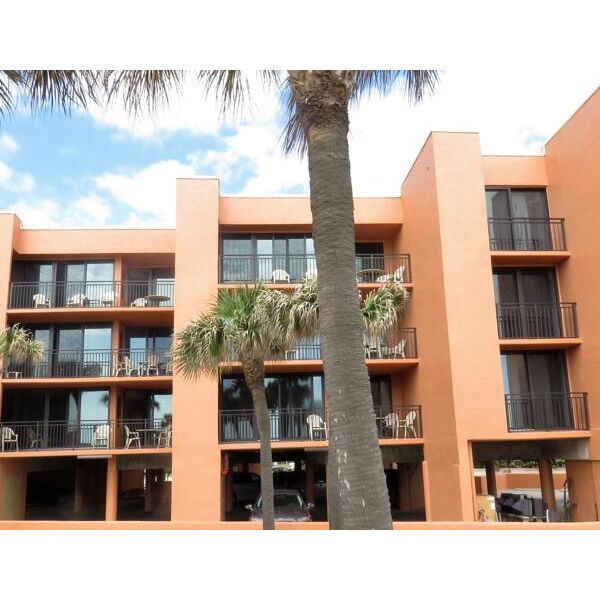 Oceanique Resort | RedWeek