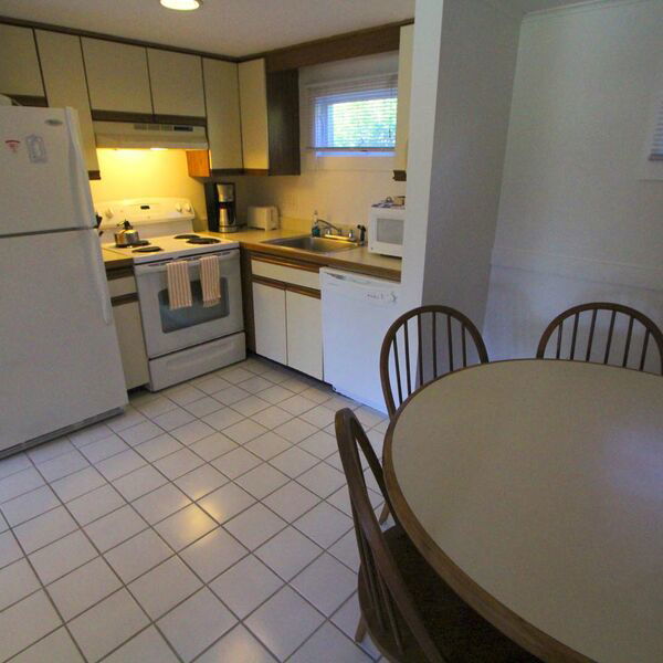 Brant Point Courtyard | RedWeek