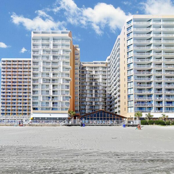 Sands Ocean Club | RedWeek