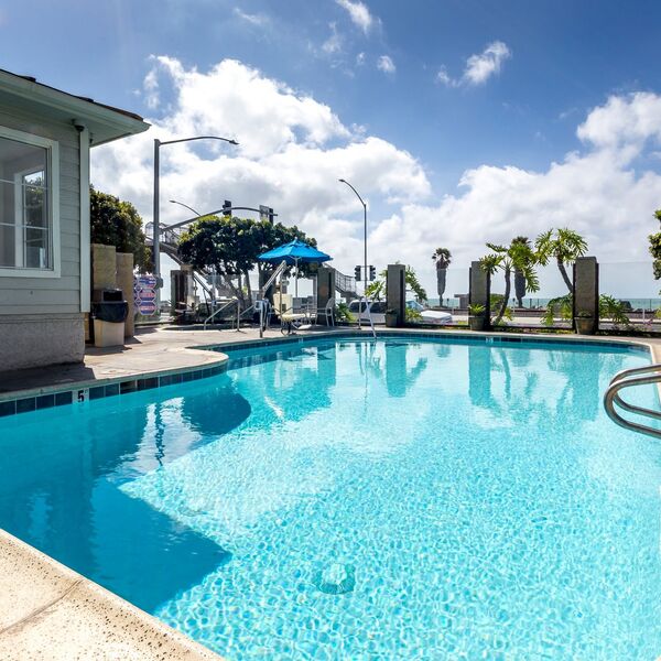 Capistrano Surfside Inn | RedWeek