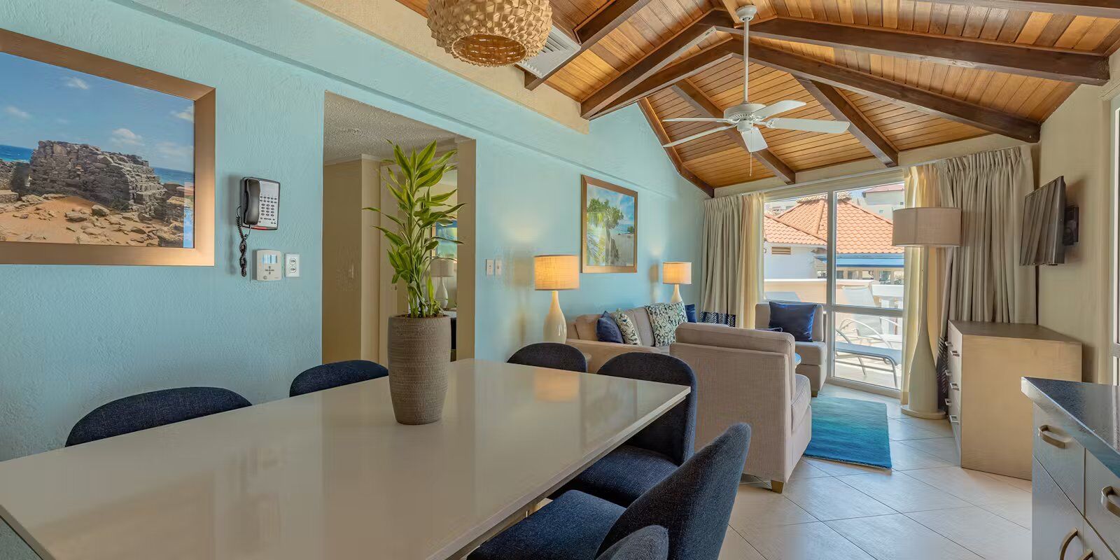 Playa Linda Beach Resort | RedWeek